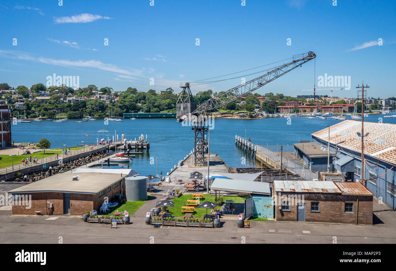 Historic dock harbour hi-res stock photography and images - Alamy