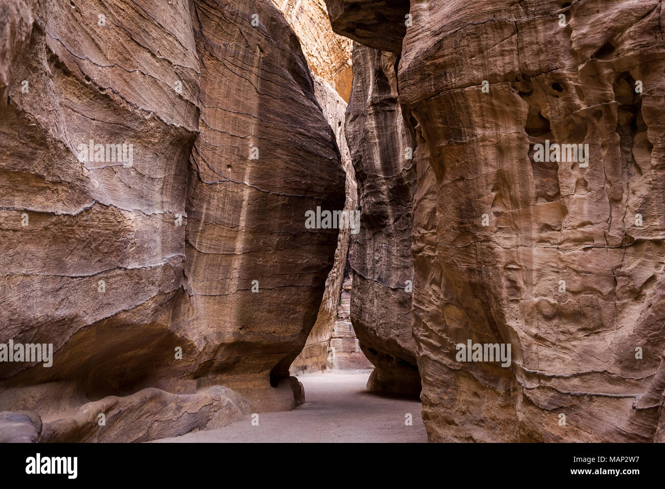 The Siq is the main entry road that leads to the Treasary hall in the ...