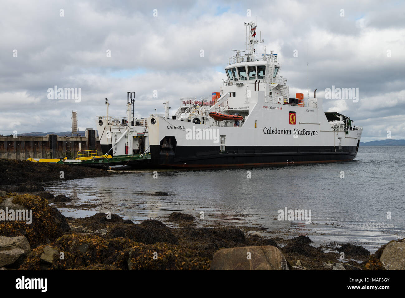 The Caledonian MacBrayne ferry which travels from Claonaig on The ...