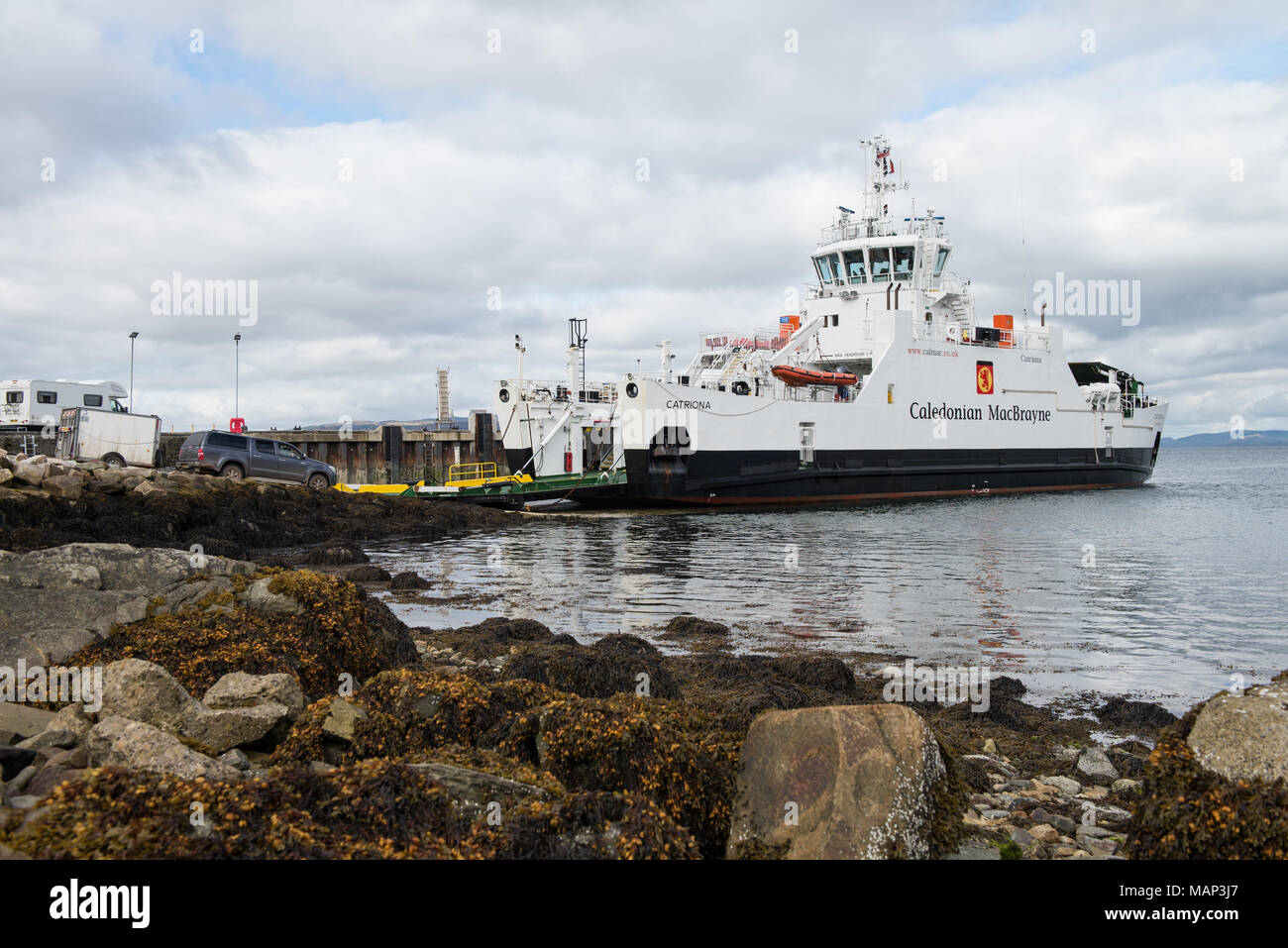 The claonaig to lochranza ferry hi-res stock photography and images - Alamy