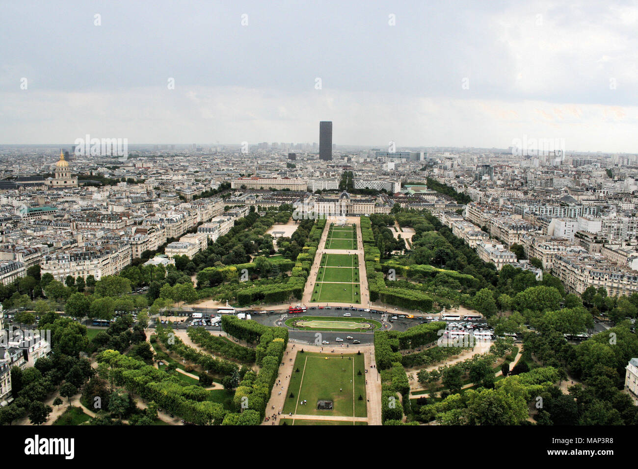 An aerial view of Paris from the Eiffel Tower Stock Photo - Alamy
