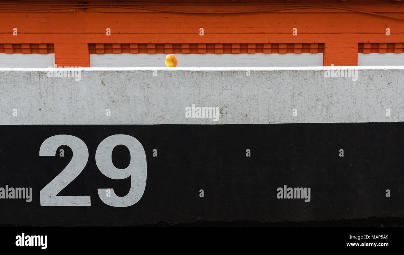 the pinched apple Stock Photo - Alamy