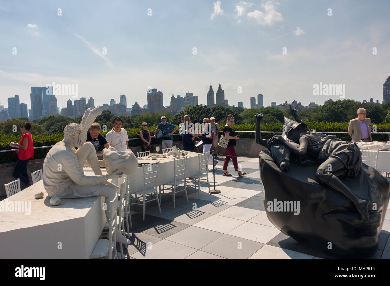 Met museum new york roof hi-res stock photography and images - Alamy