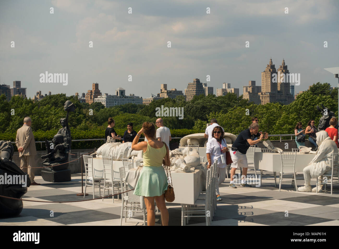 Met museum new york roof hi-res stock photography and images - Alamy