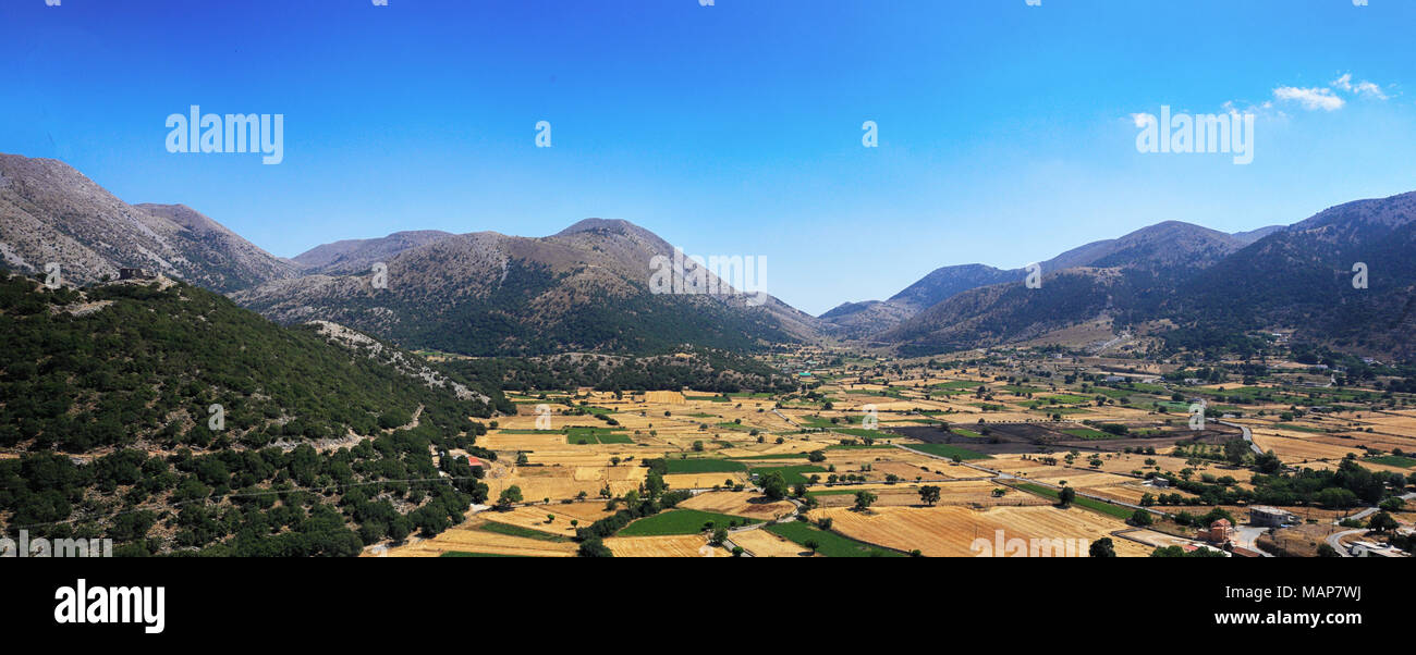 White mountains crete hi-res stock photography and images - Alamy