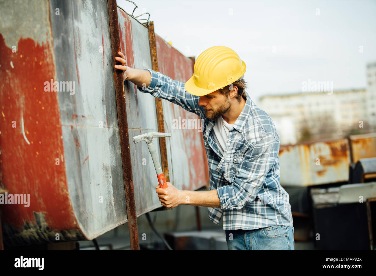 Rusty objects hi-res stock photography and images - Alamy
