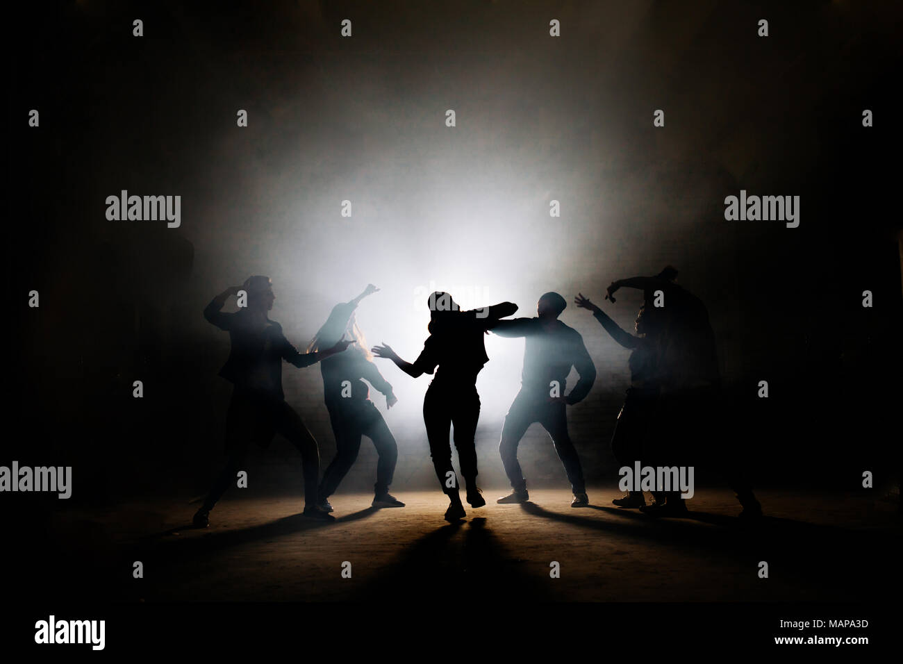 Performing in front of friends hi-res stock photography and images - Alamy