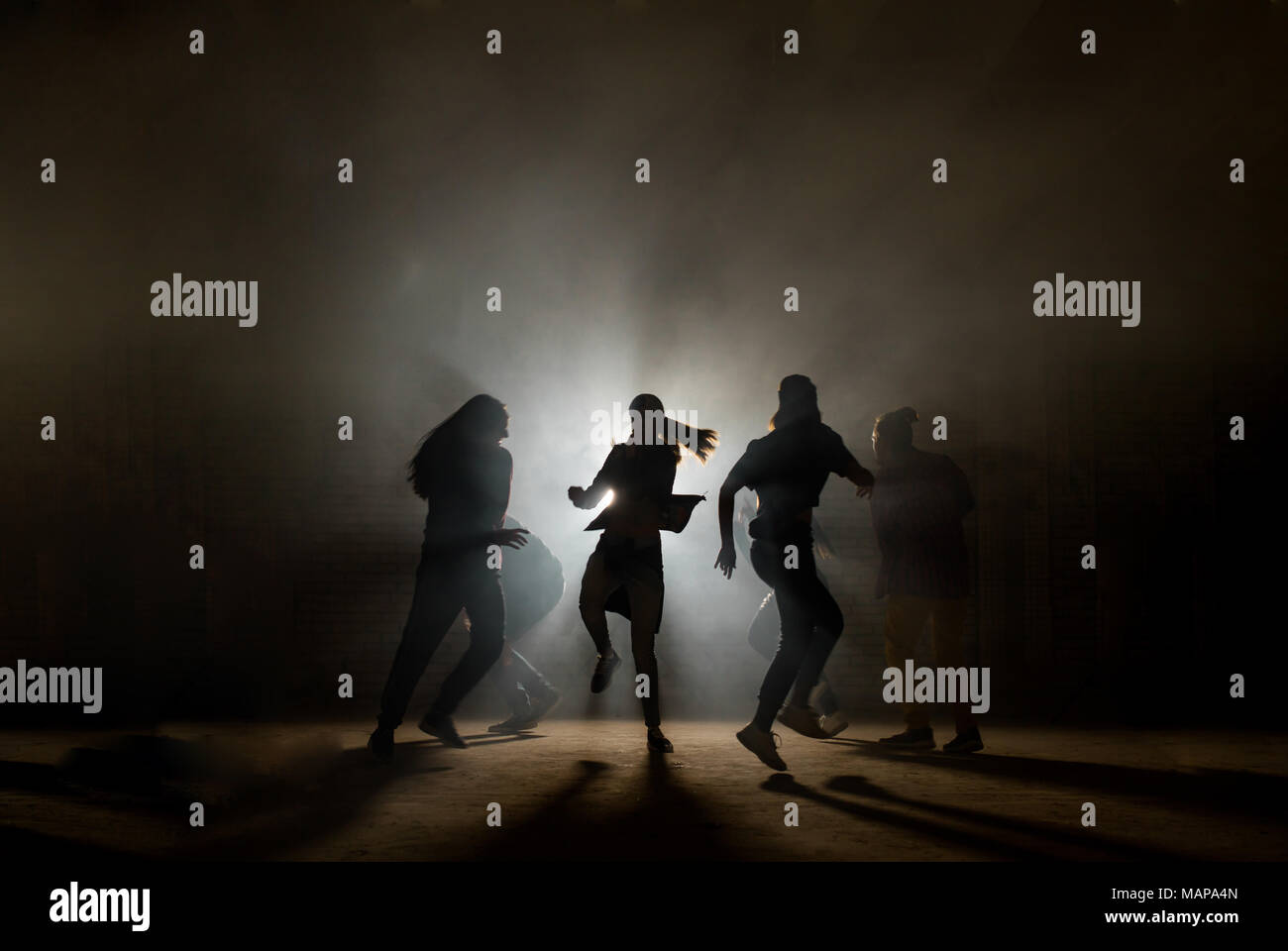 Women having modern dance hi-res stock photography and images - Alamy