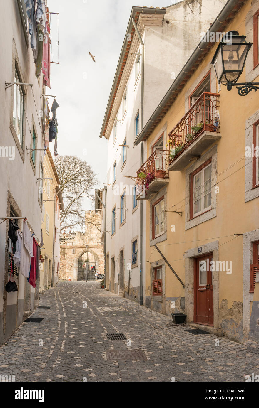 Medieval neighbourhood hi-res stock photography and images - Alamy