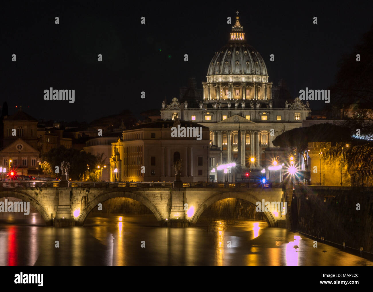Night tourist hi-res stock photography and images - Alamy