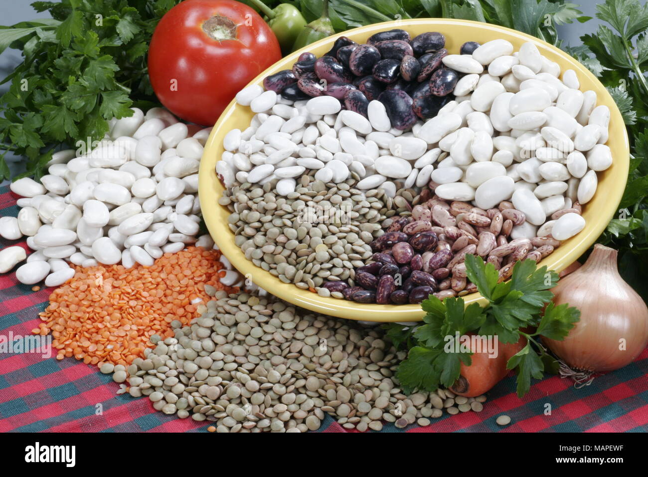 set of different beans with vegetables Stock Photo - Alamy