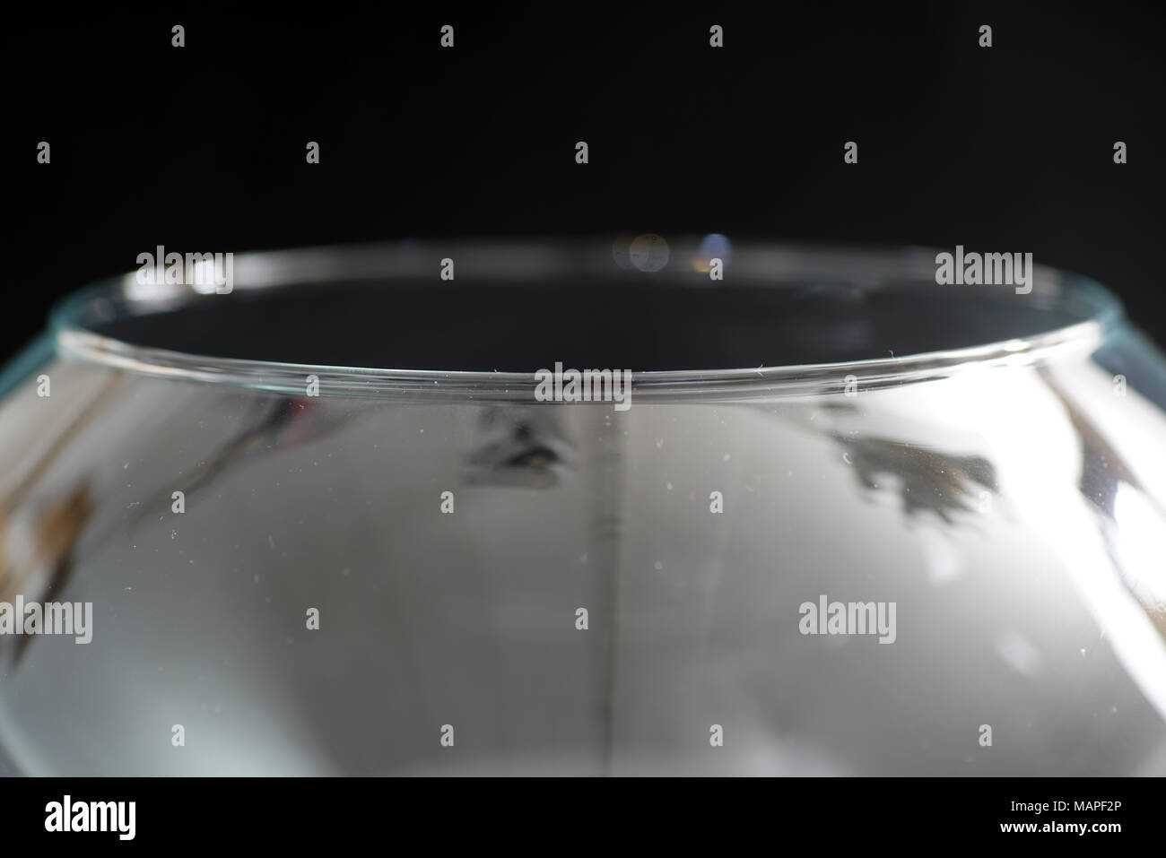 Aquarium glass without fish and without water Stock Photo - Alamy