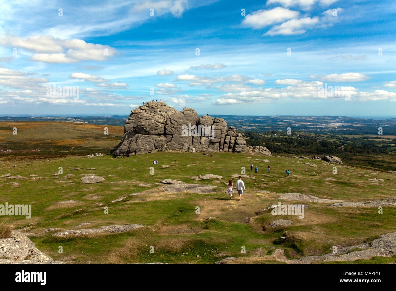 People climbing rocks haytor hi-res stock photography and images - Alamy