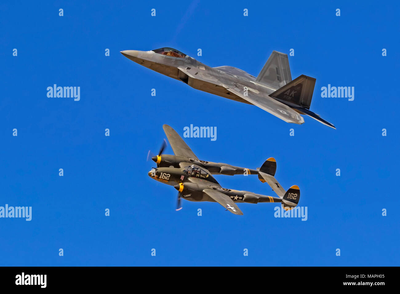 F 22 Raptor Formation High Resolution Stock Photography and Images - Alamy