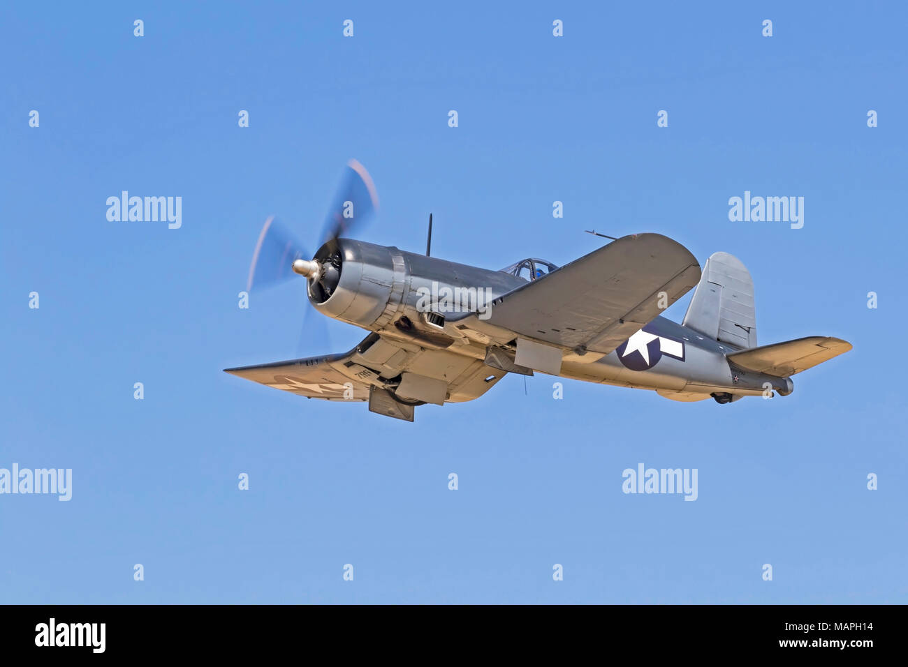 Airplane F-4U Corsair WWII fighter aircraft Stock Photo - Alamy