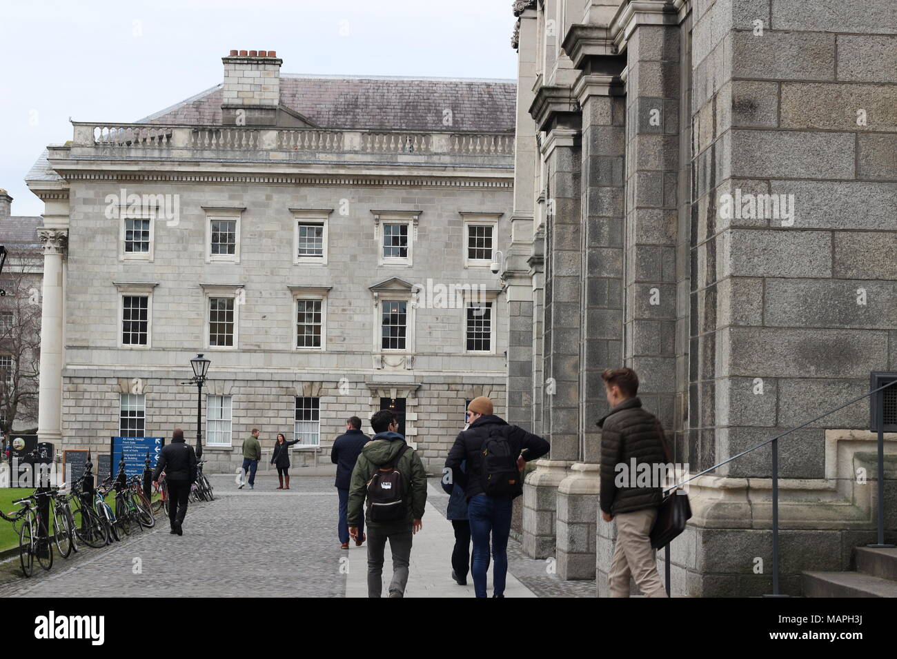 Trinity College Gate House Stock Photos & Trinity College Gate House ...