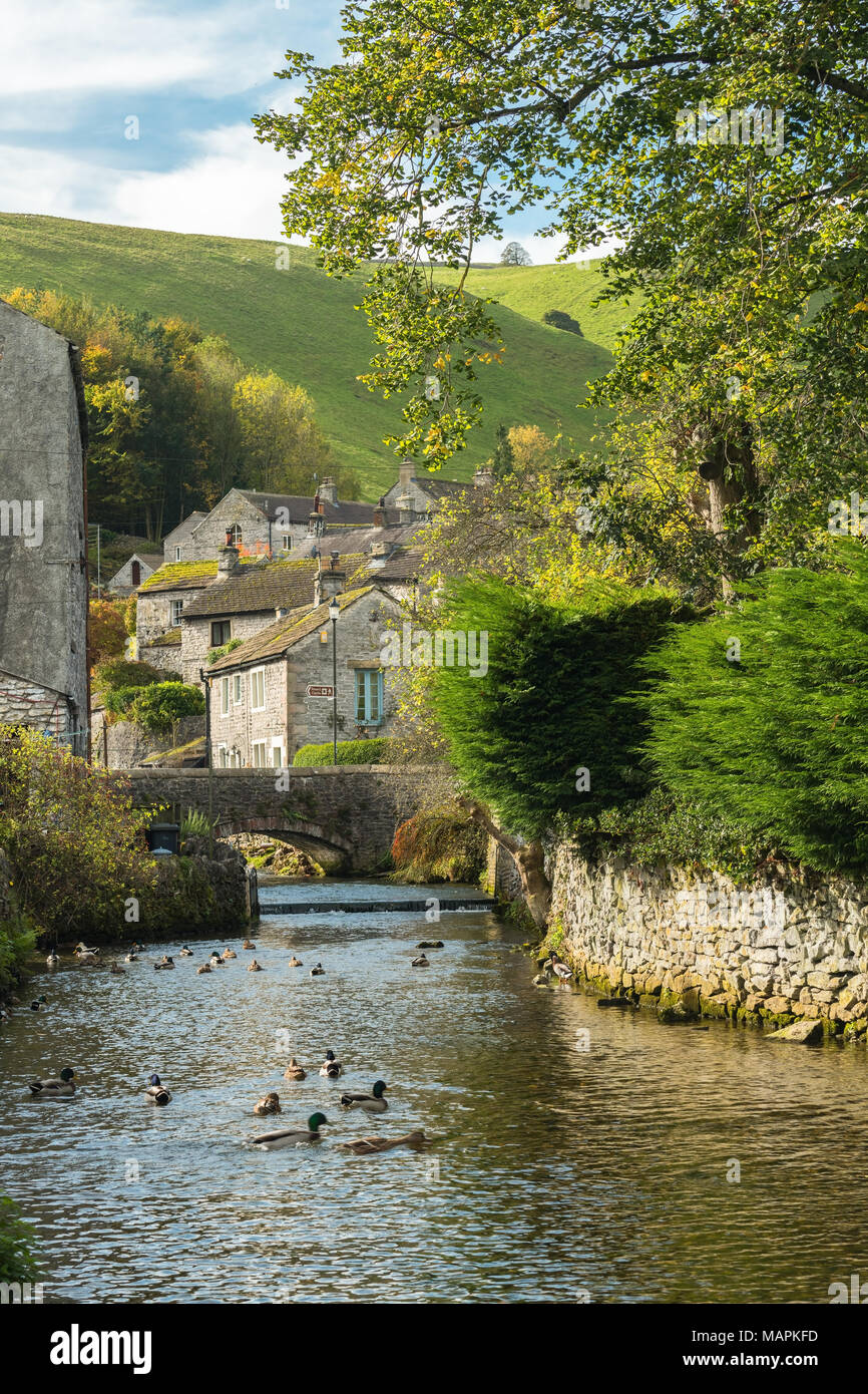 Castleton river hi-res stock photography and images - Alamy