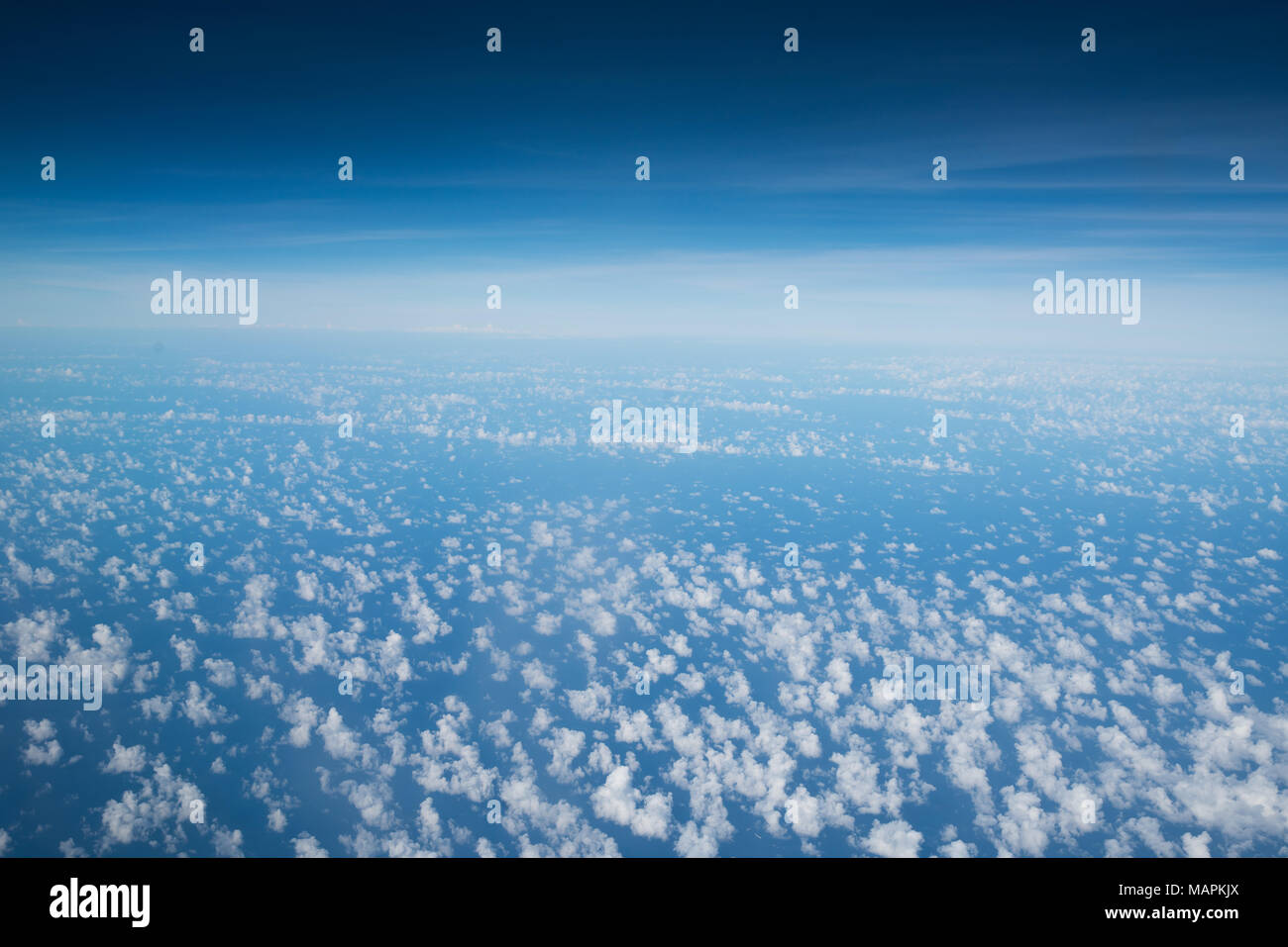 Sky background over spread cloud scatter , skyline separate zone ...