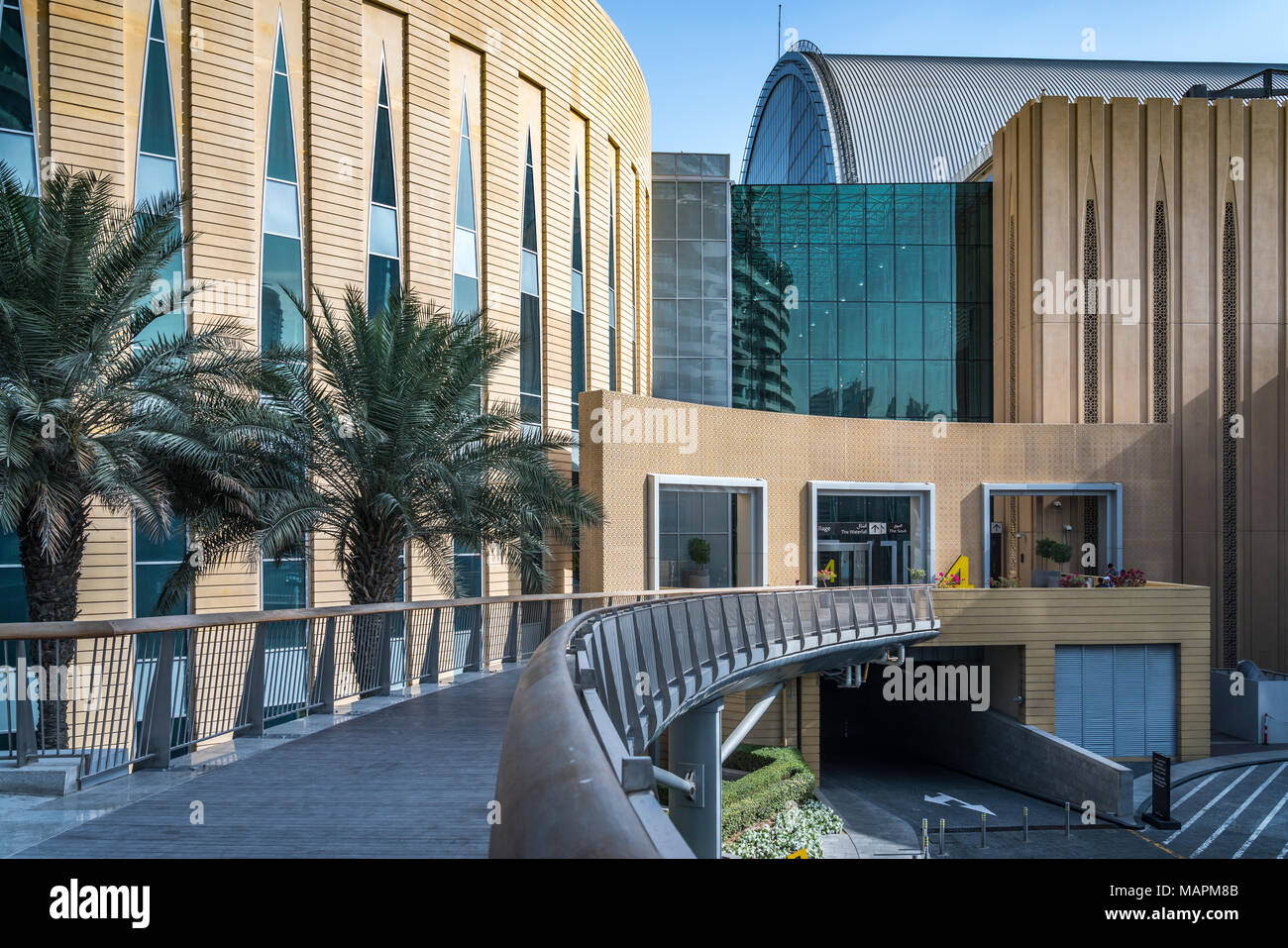 A walkway into the Dubai Mall in downtown Dubai, UAE, Middle East Stock ...