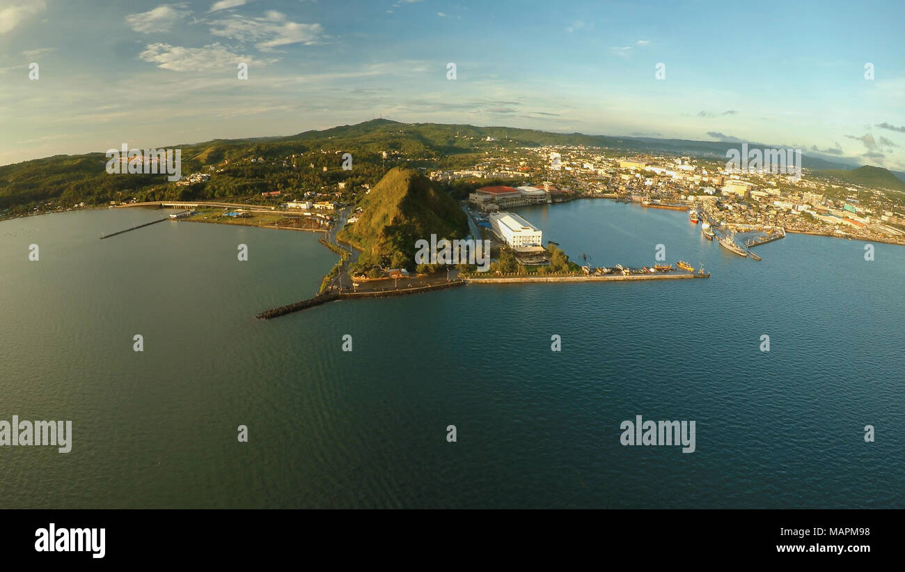Legazpi port hi-res stock photography and images - Alamy