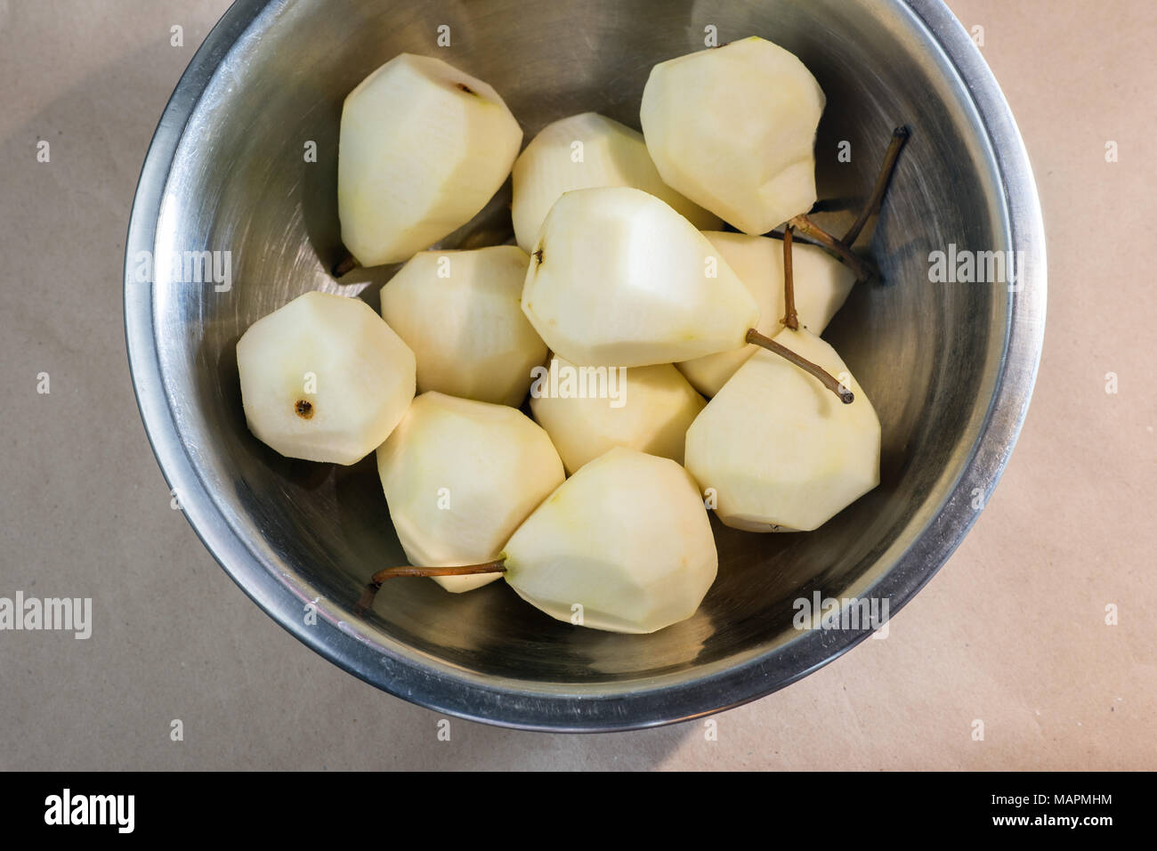 Pears in paper wrapping hi-res stock photography and images - Alamy