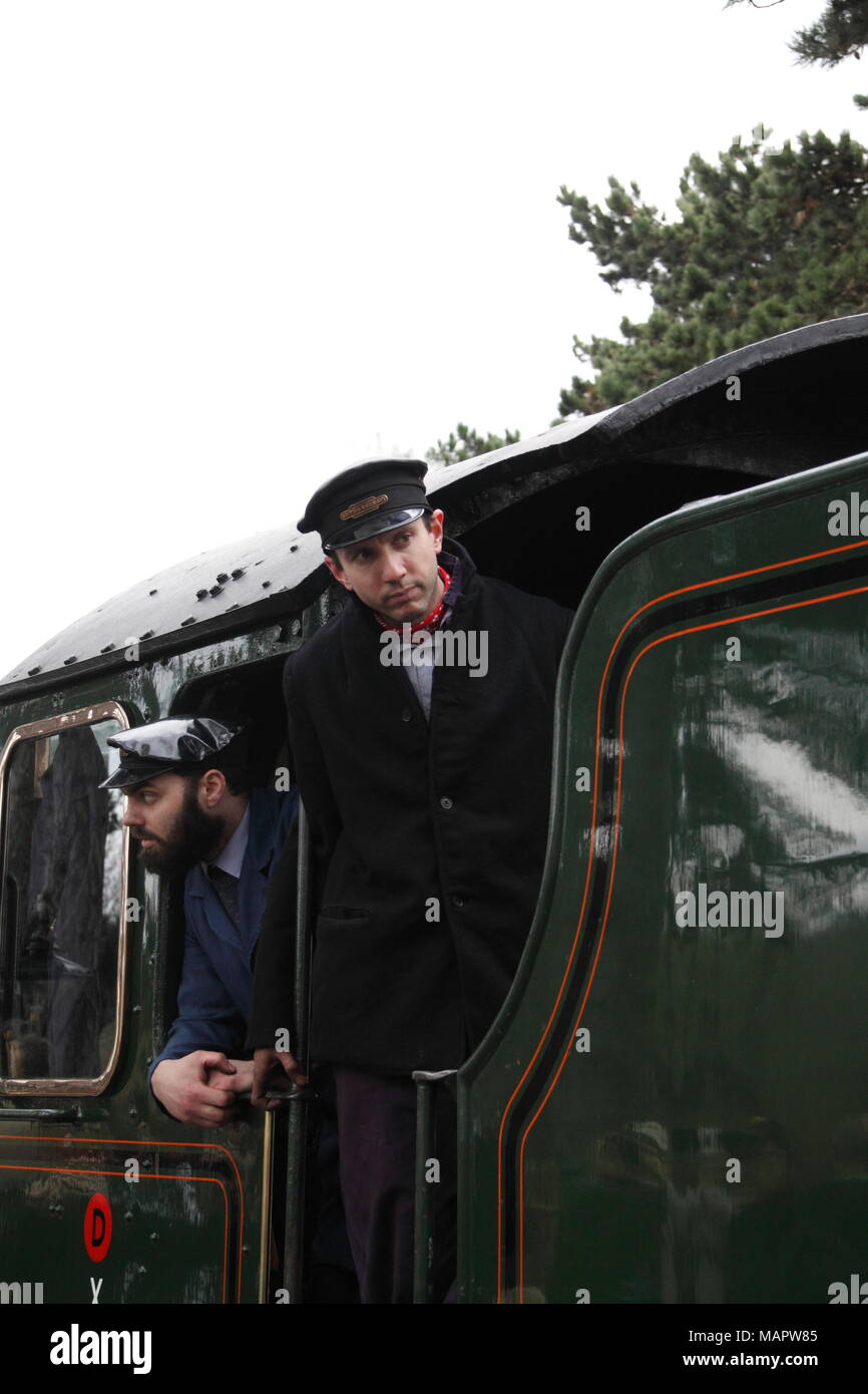 Portraits of Engine Drivers on the Foremarke Hall 7903 Stock Photo - Alamy