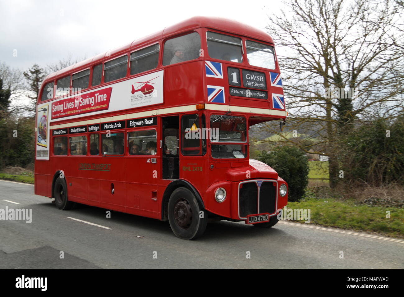 Train Shuttle Bus travelling back from Broadway to the Train Station ...