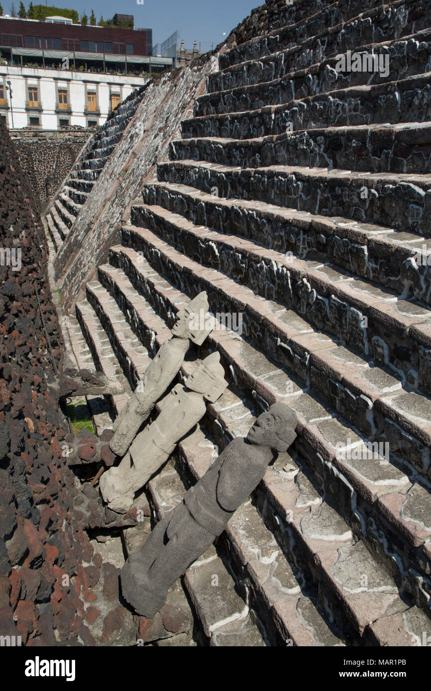 Aztec statues, Phase 3, between 1427 and 1440, Pyramid Stairway, Templo ...