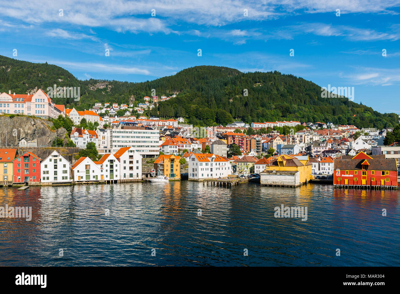 Bergen waterfront hi-res stock photography and images - Alamy