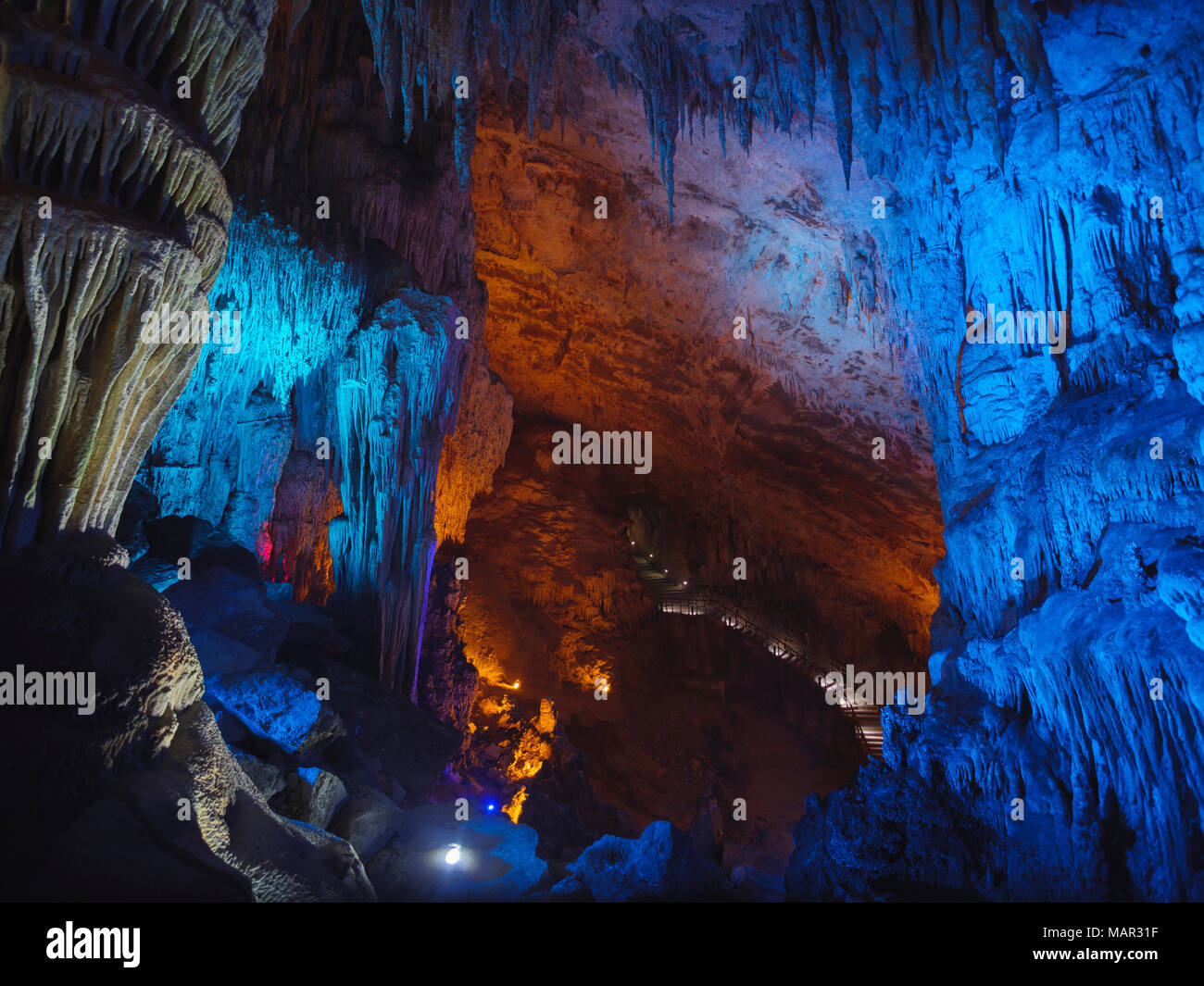Furong stalactite cave of the Wulong Karst geological park, UNESCO ...