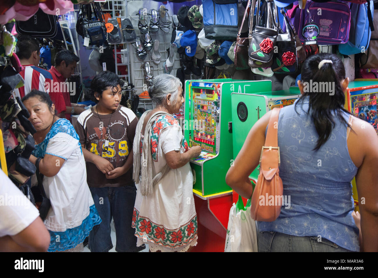 Old slot playing hi-res stock photography and images - Alamy