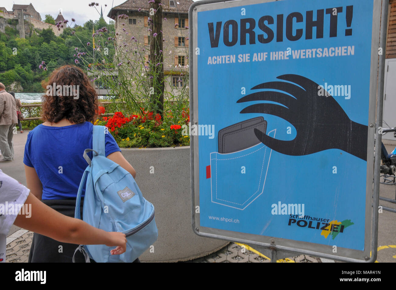 Pickpocket sign hi-res stock photography and images - Alamy