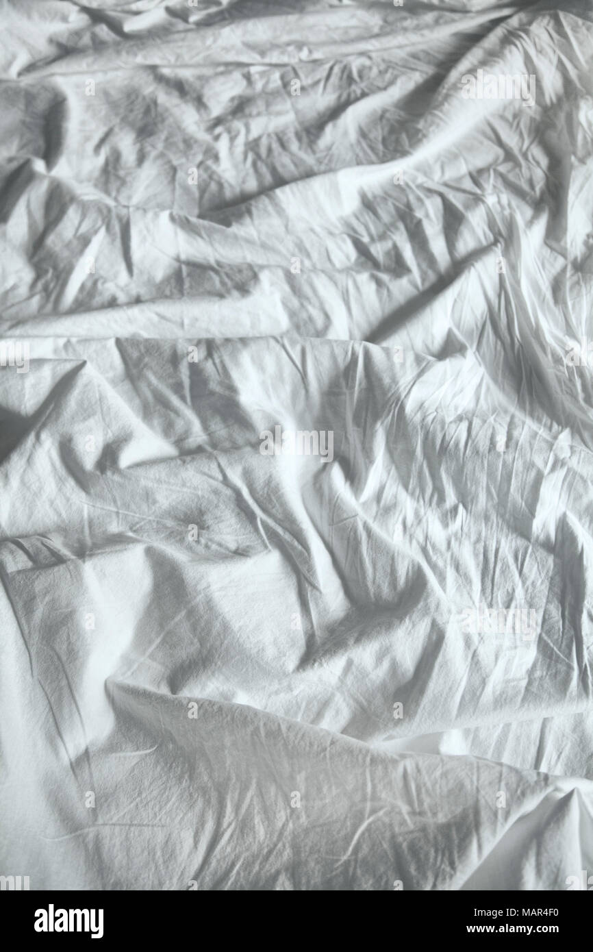 Crumpled sheets hi-res stock photography and images - Alamy