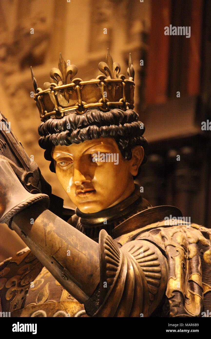 Tomb of Christopher Columbus in Seville Cathedral Stock Photo - Alamy