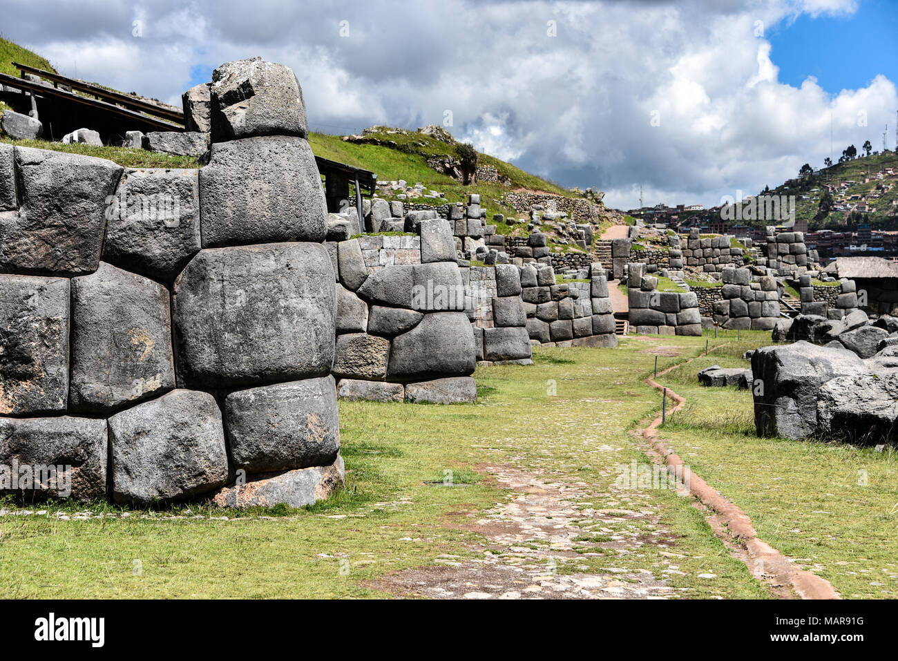 Inca stone walls at the Sacsayhuaman archaeological site, Cusco (Cuzco ...