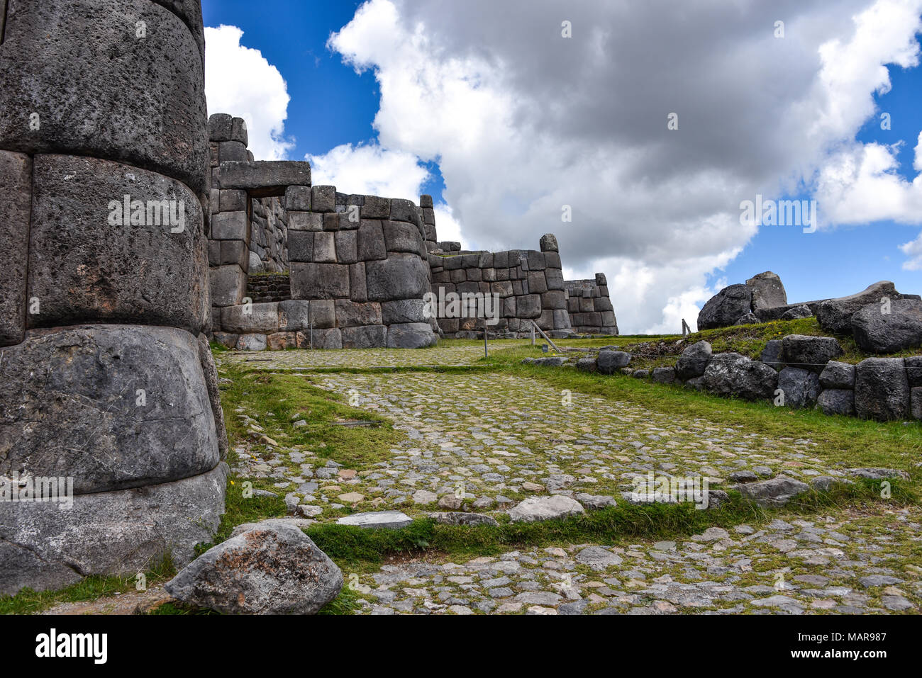 Inca stone walls at the Sacsayhuaman archaeological site, Cusco (Cuzco ...
