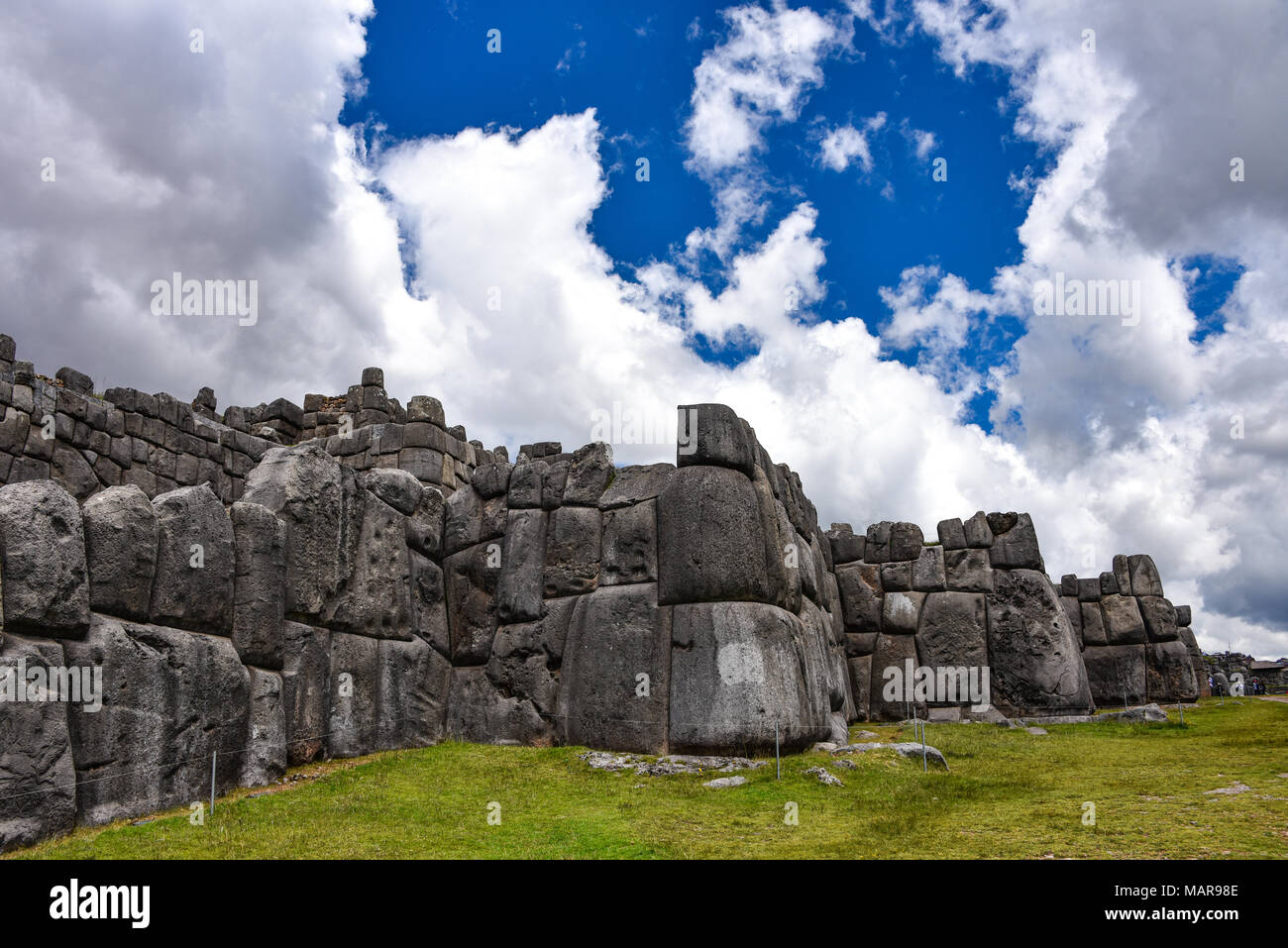 Inca stone walls at the Sacsayhuaman archaeological site, Cusco (Cuzco ...