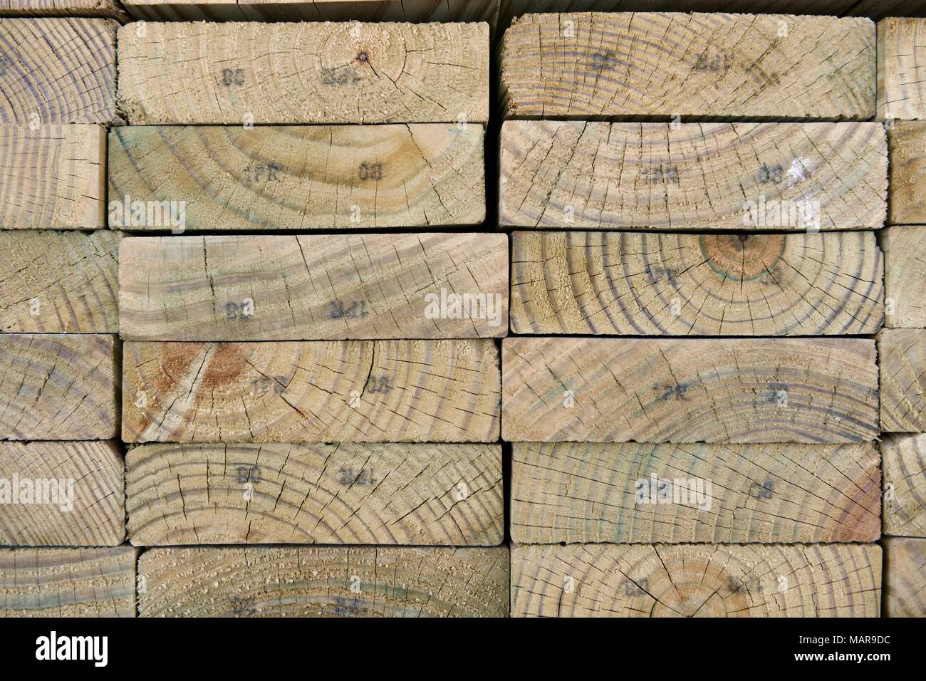 2x4 hi-res stock photography and images - Alamy