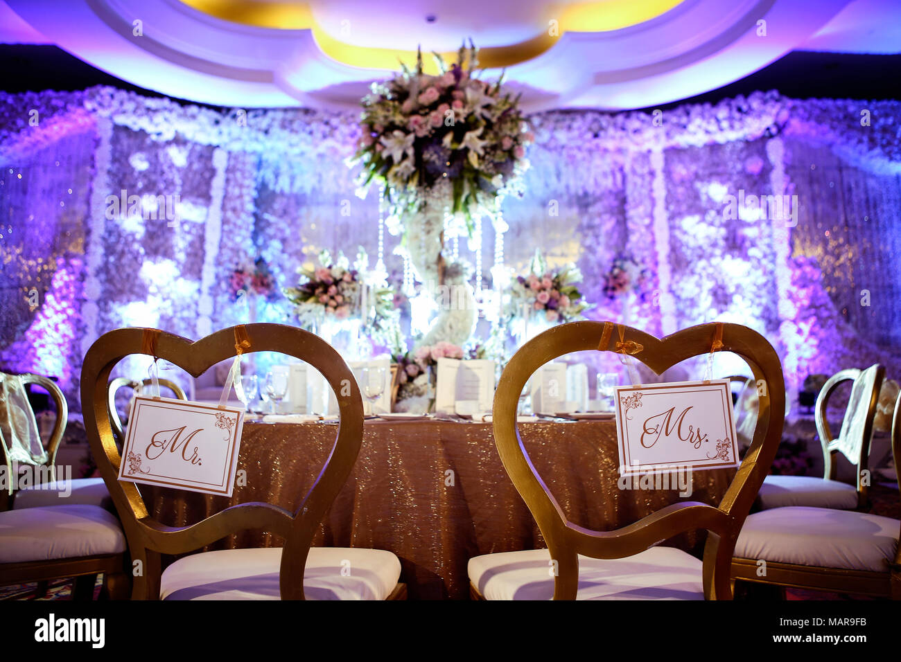 Banquet hall dinner party hi-res stock photography and images - Alamy