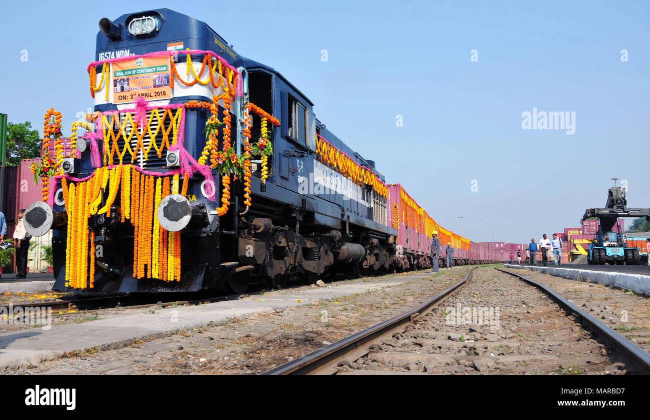 Kolkata, India. 03rd Apr, 2018. The Decorated Indo-Bangladesh container ...