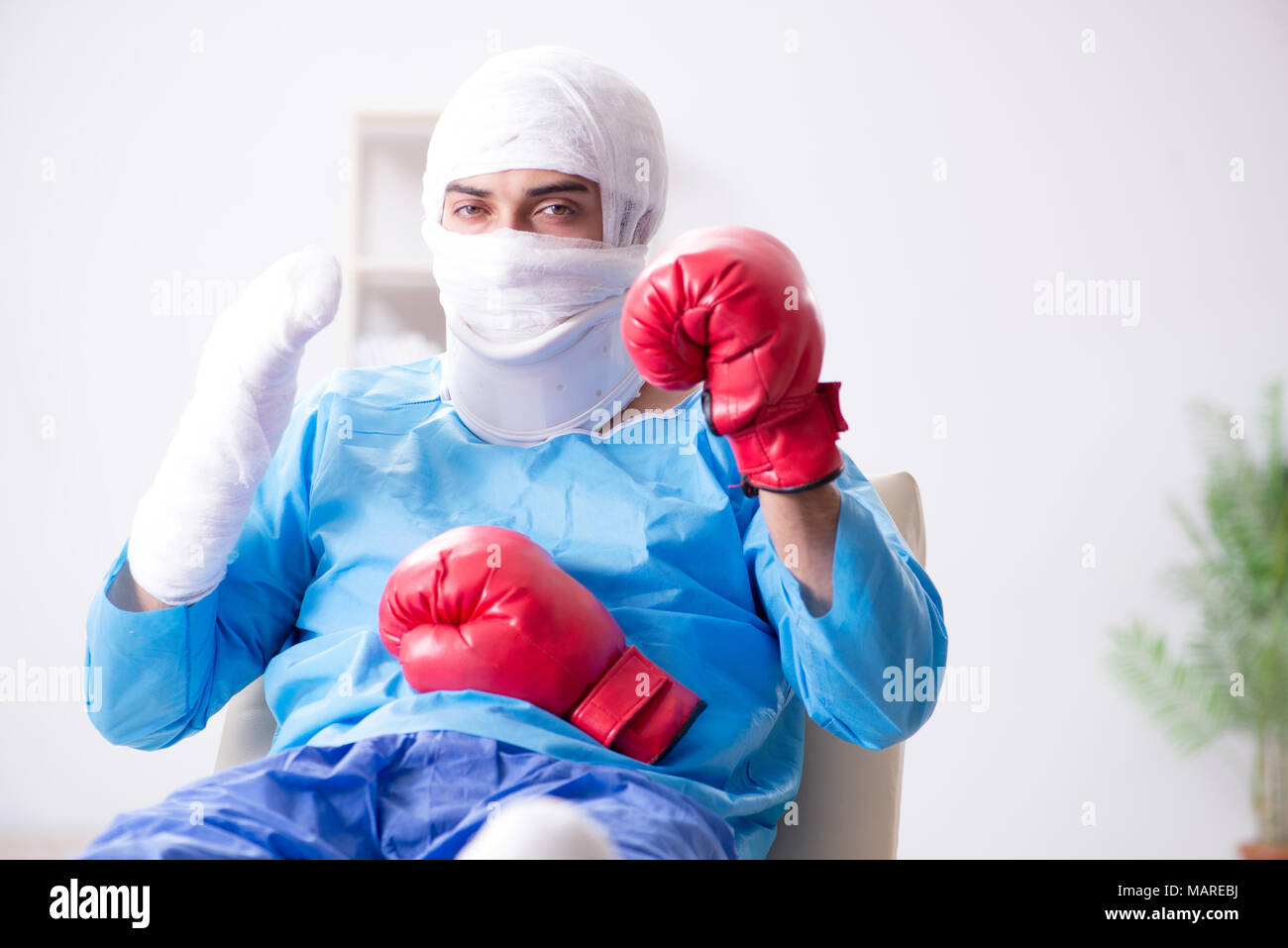 Injured boxer recovering in hospital Stock Photo - Alamy