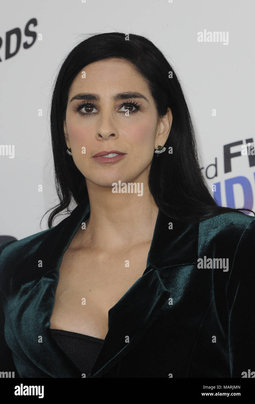 Sarah silverman spirit awards 2018 hi-res stock photography and images ...