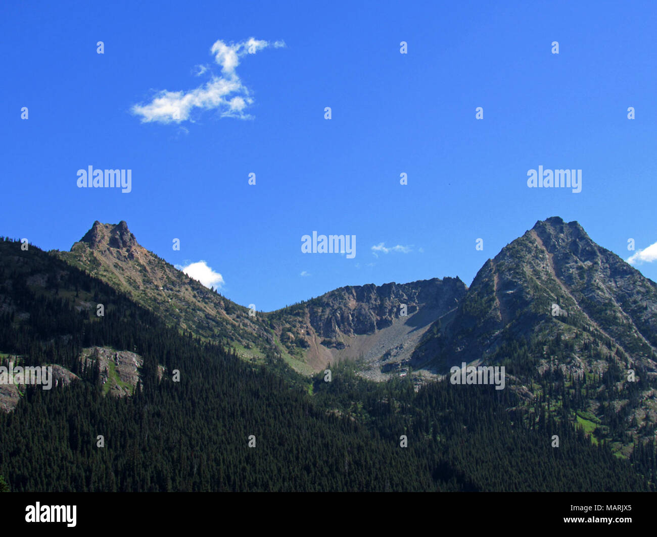 Maple Pass Trail at North Cascades NP in WA Stock Photo - Alamy