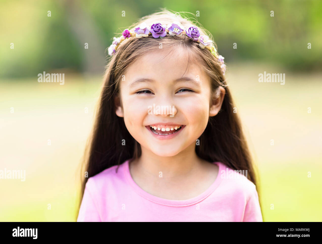 portrait of smiling little girl Stock Photo - Alamy