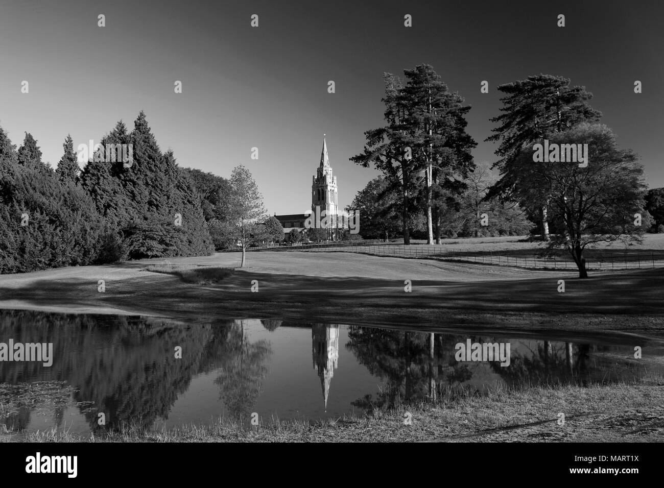 Summer view of St Peter and St Paul Church, Exton village, Rutland ...