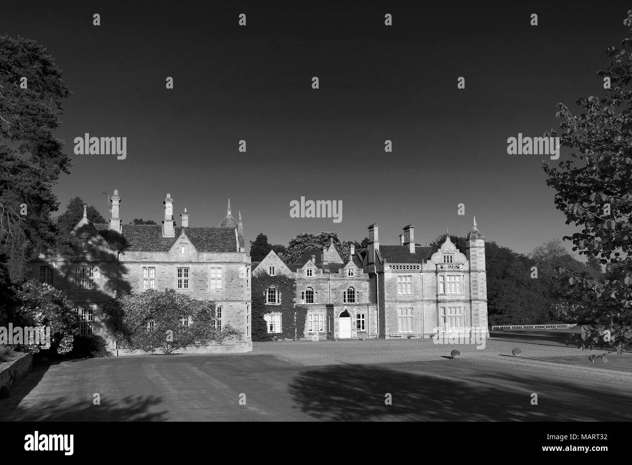 Exton park estate hi-res stock photography and images - Alamy