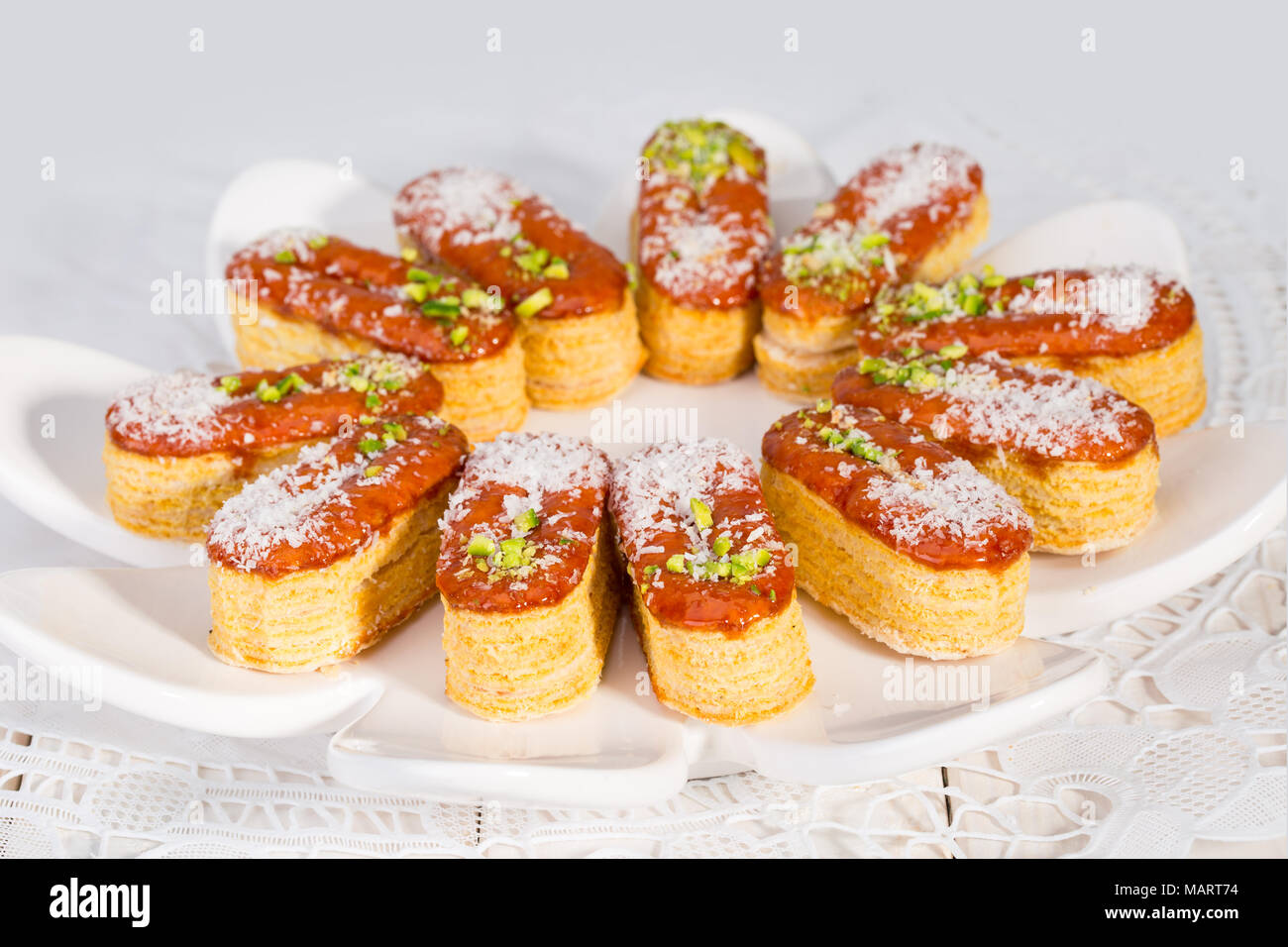 Persian sweets hi-res stock photography and images - Alamy