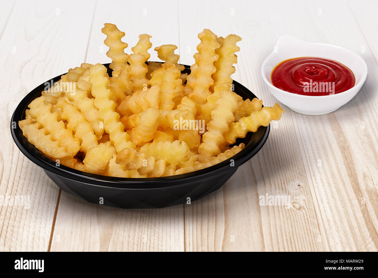 Crinkle cut french fries hi-res stock photography and images - Alamy