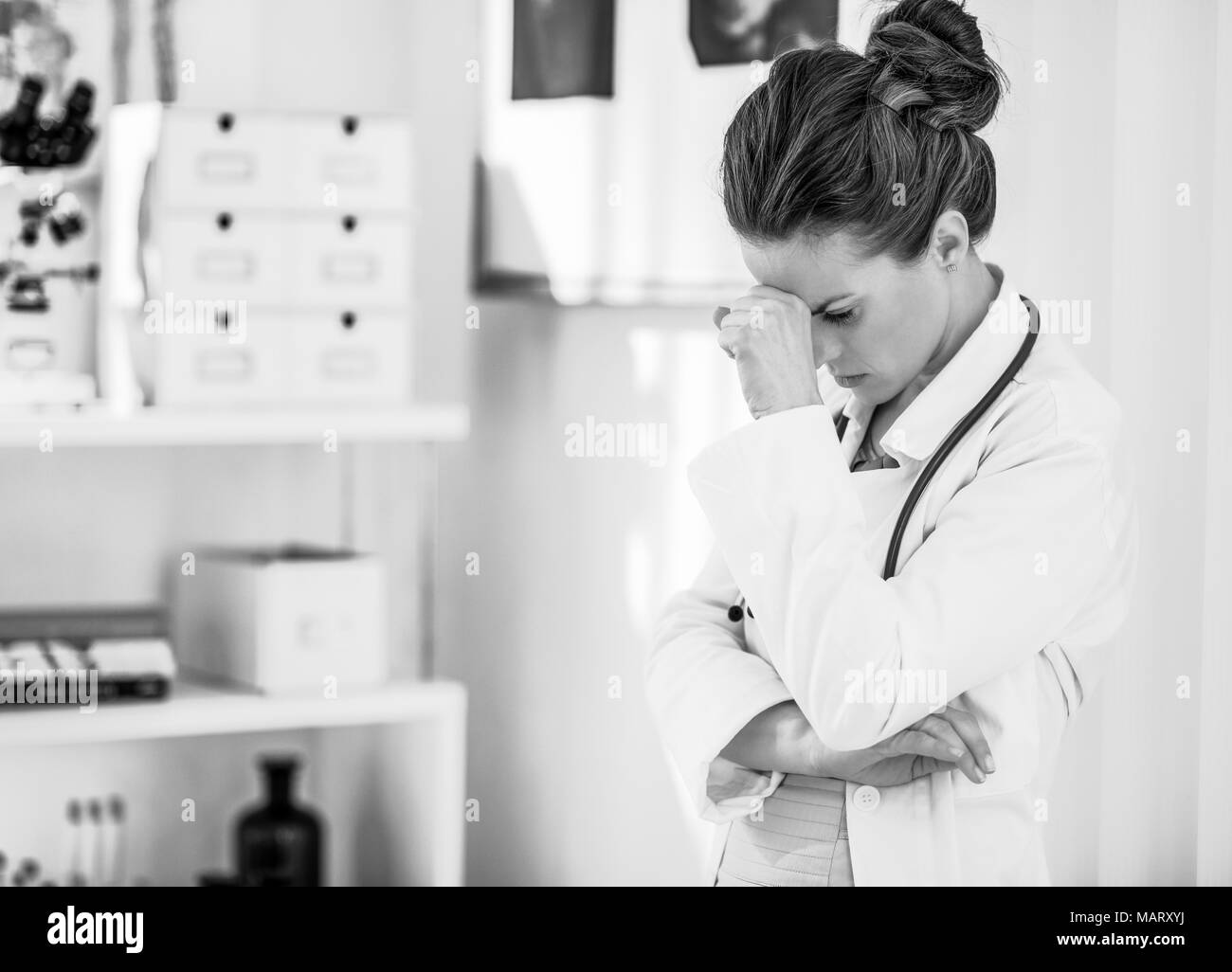 Stressed doctor hi-res stock photography and images - Alamy