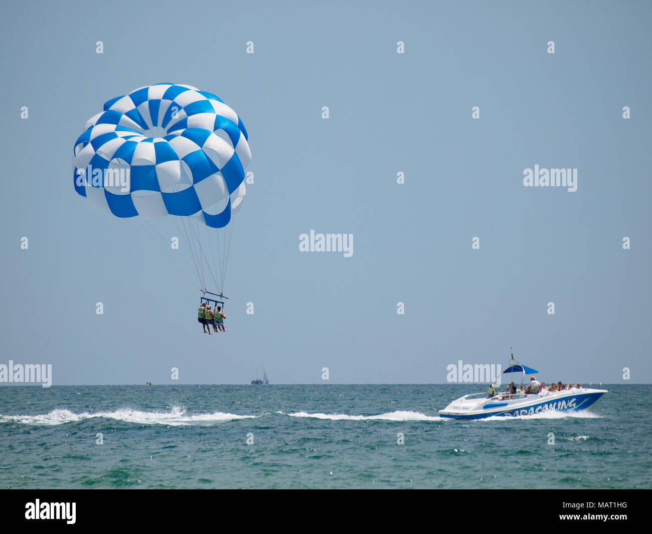 Parasail wing hi-res stock photography and images - Alamy